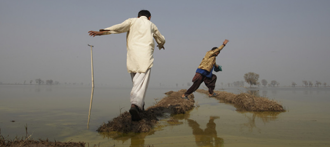 Floods in Pakistan - Oxfam Canada